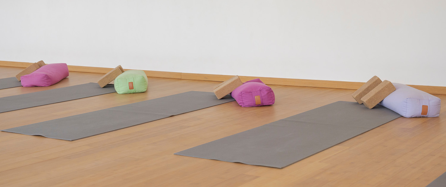 Kassel.Yoga_Slider_03 - Kassel.Yoga by Claudia Grünert